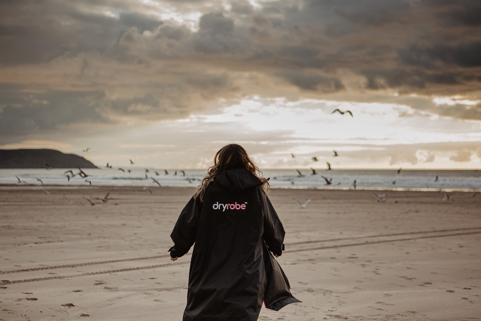 Black Friday 2022 - dryrobe® Opt Outside Again – dryrobe Europe
