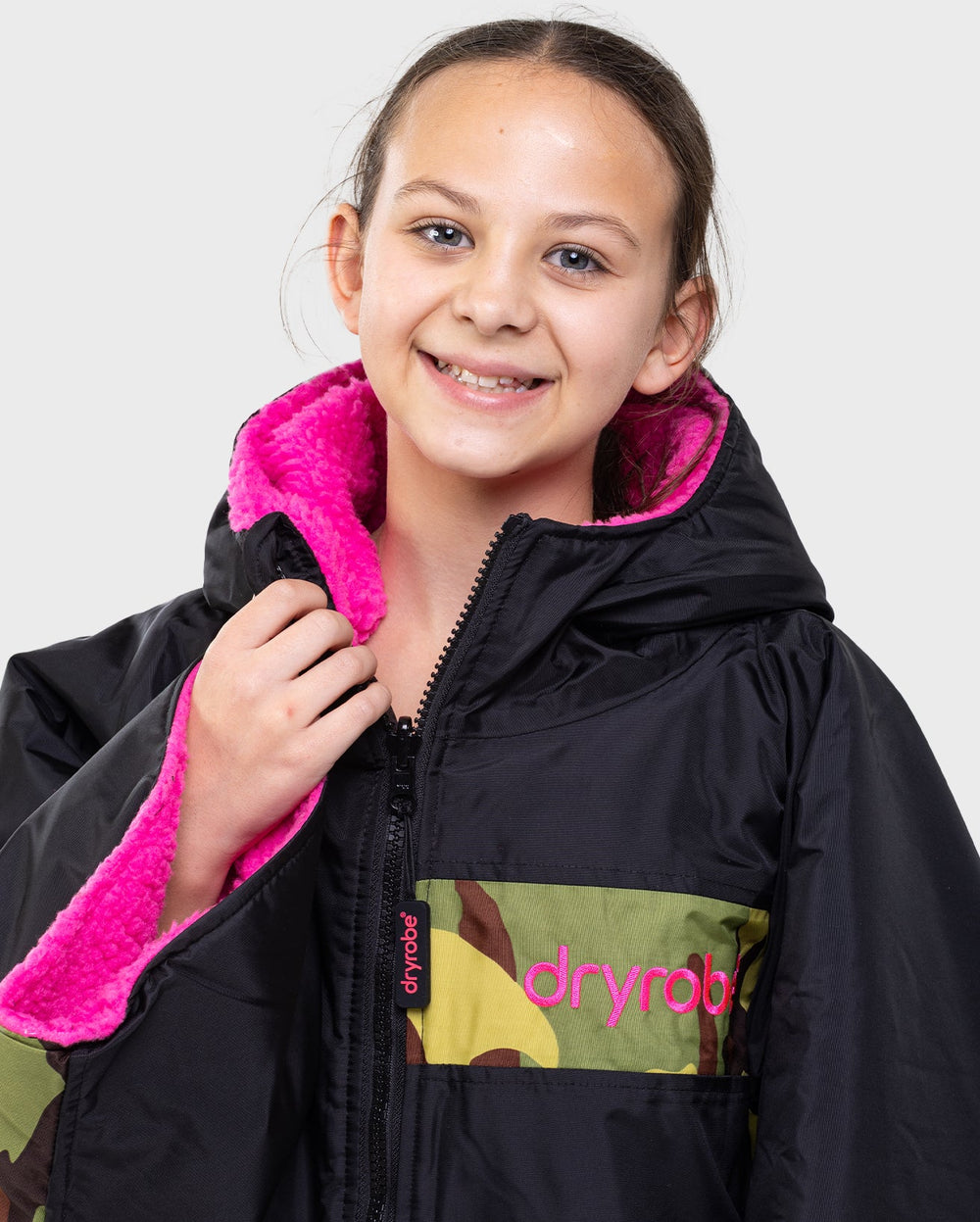 Black Pink Camo Kids Easy-Fit Changing Robe - REWORK – Dryrobe® Europe