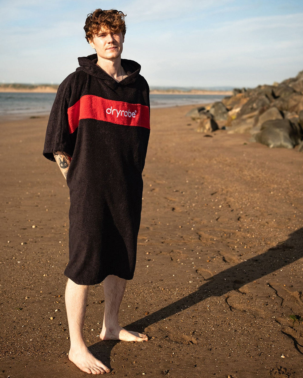REWORK Black Red Organic Towel Changing Robe – Dryrobe® Europe