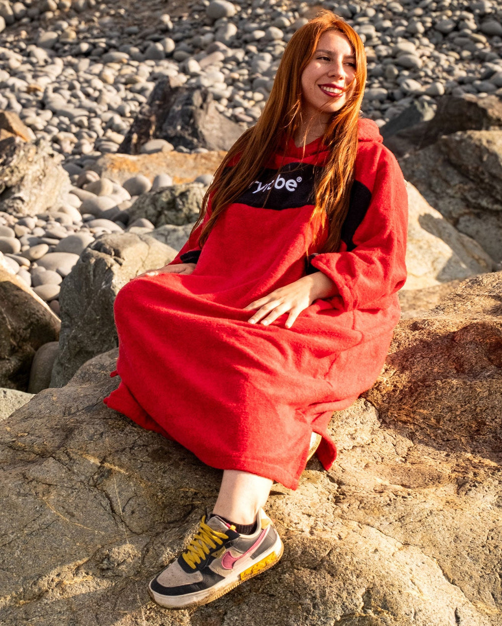 REWORK Red Black Organic Towel Changing Robe – Dryrobe® Europe