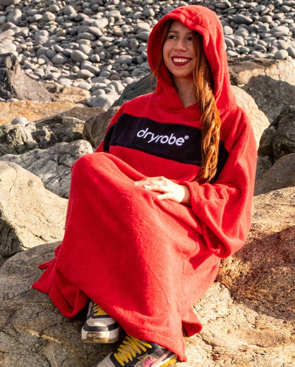 REWORK Red Black Organic Towel Changing Robe – Dryrobe® Europe