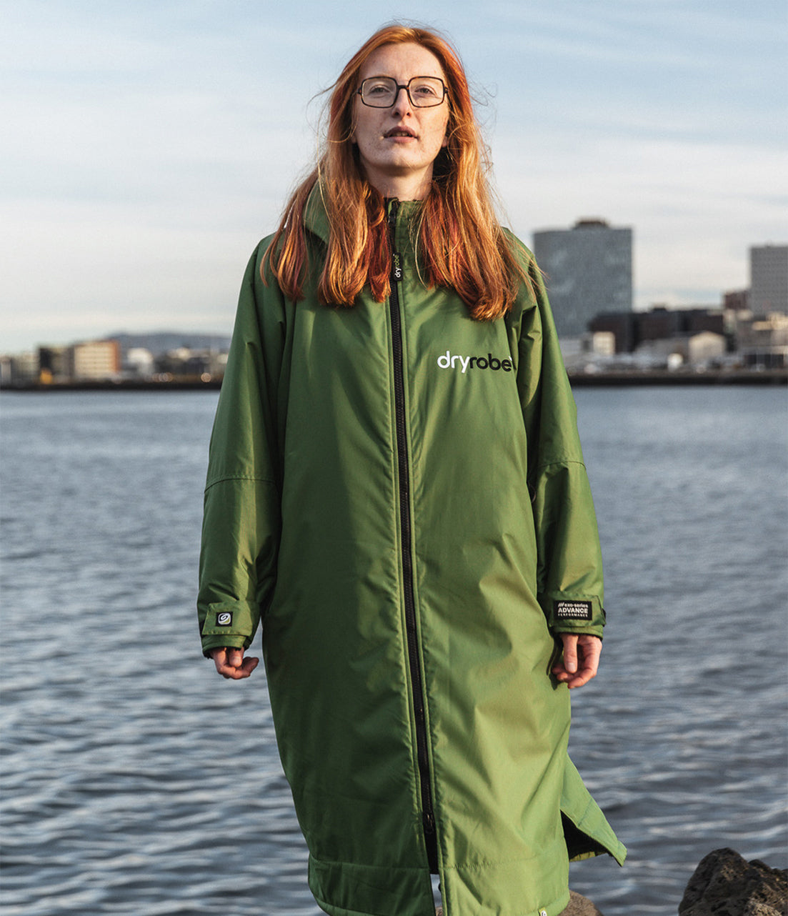 dryrobe® - The ultimate outdoor changing robe – dryrobe Europe