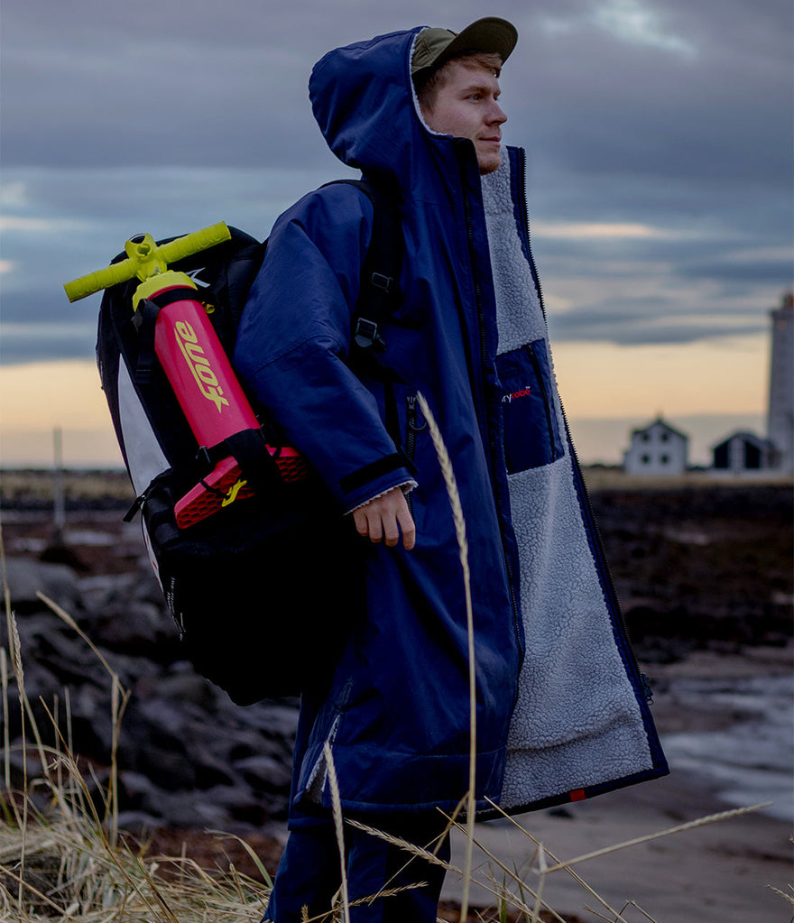 dryrobe® - The ultimate outdoor changing robe – Dryrobe® Europe