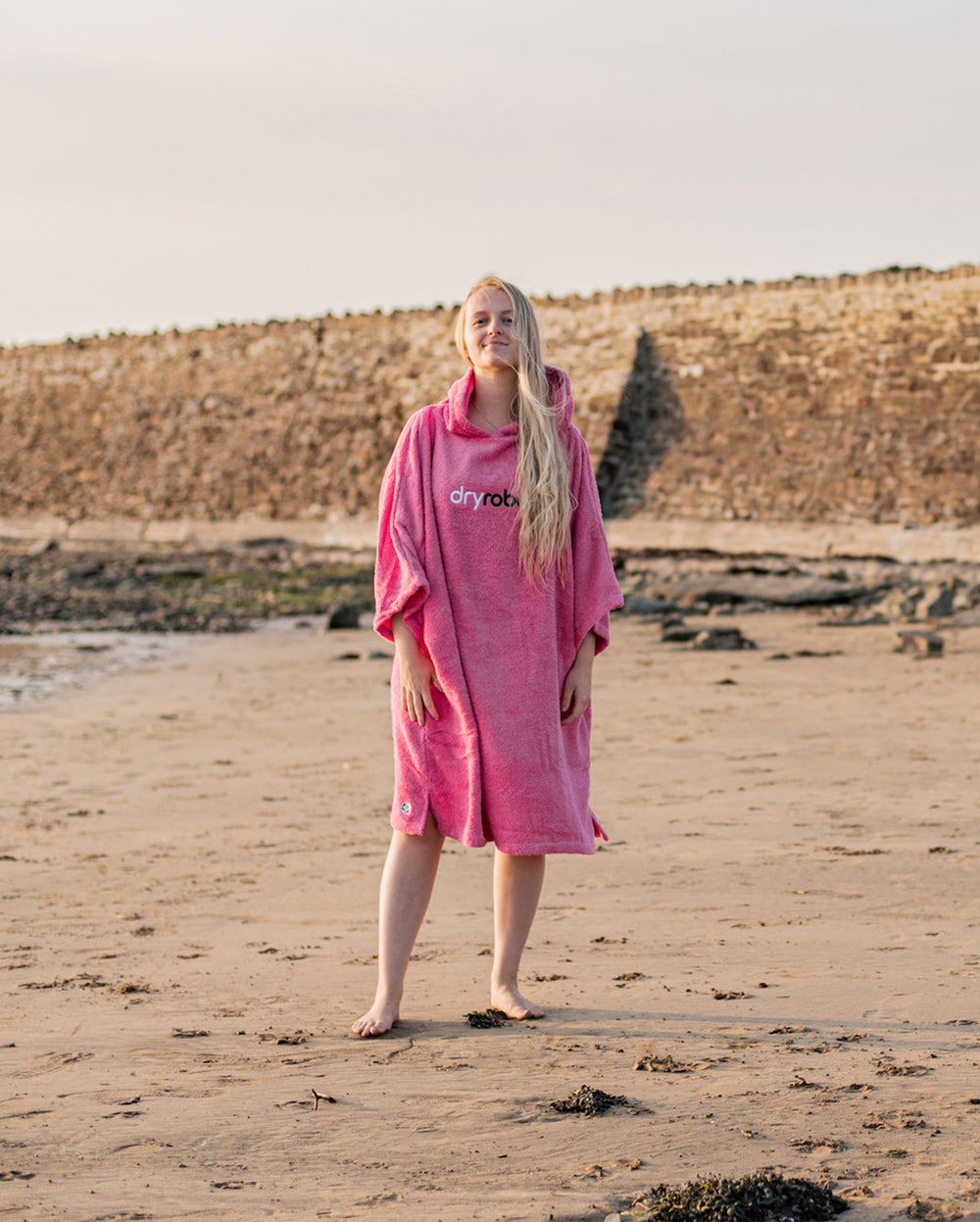 Pink Organic Towel Changing Robe | Dryrobe® – Dryrobe® Europe