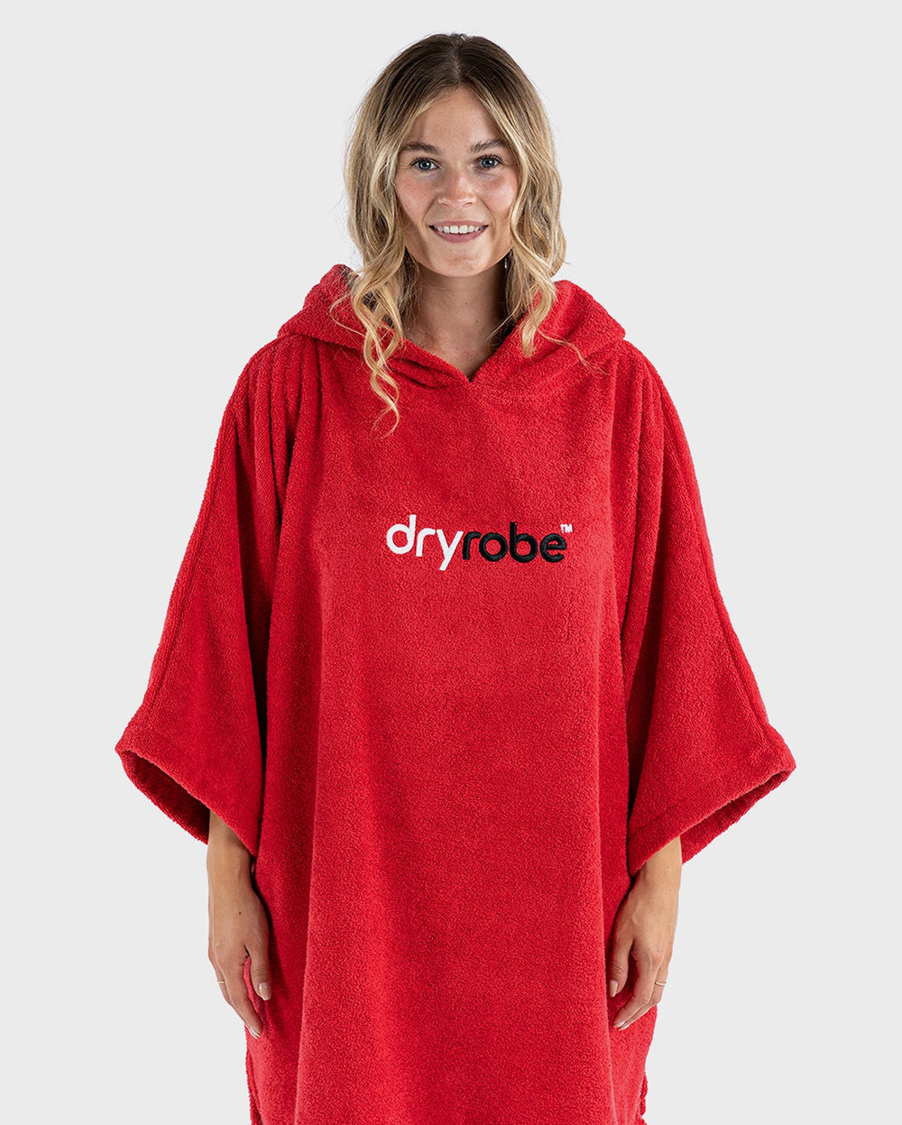 Red Adult Towel Changing Robe | Dryrobe® – Dryrobe® Europe