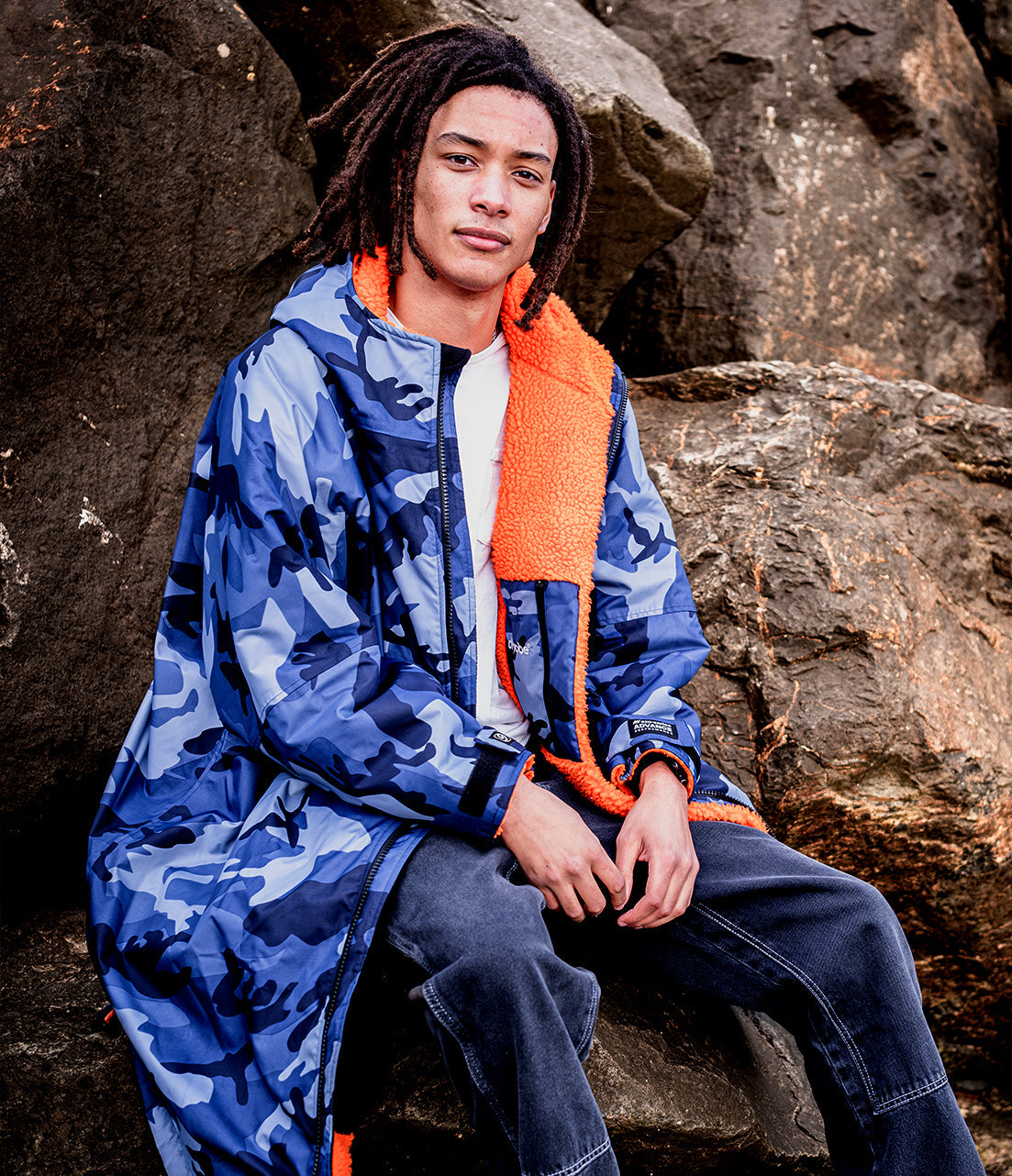 dryrobe® - The ultimate outdoor changing robe – dryrobe Europe