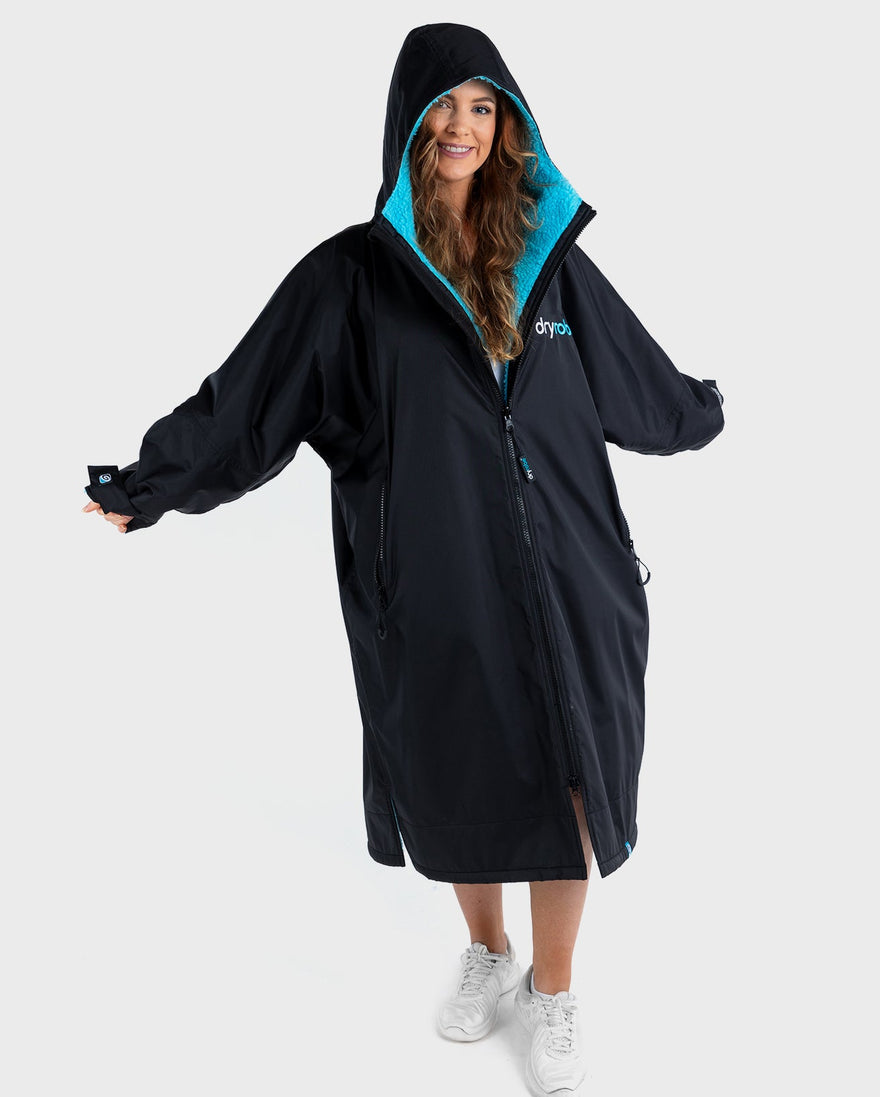dryrobe® - The ultimate outdoor changing robe – Dryrobe® Europe